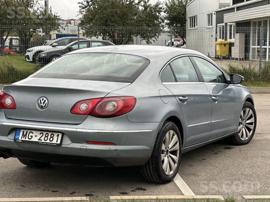Blue Volkswagen CC / Passat CC 2009 in Riga, with an engine capacity of 2.00 L and mileage of 325 thousand km for 1890 €, photo 4 on AUTOMOTO.COM.LV