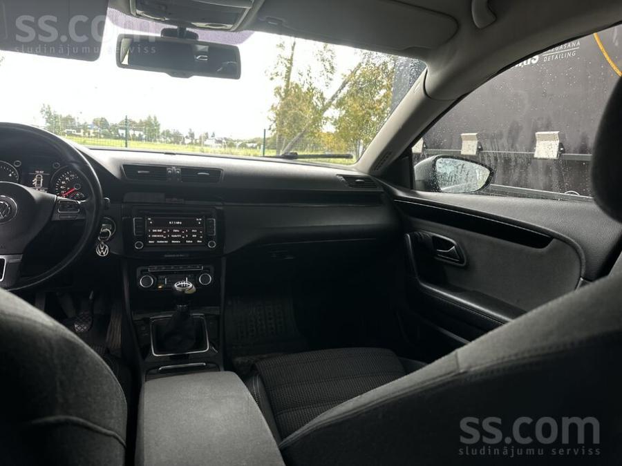 Blue Volkswagen CC / Passat CC 2009 in Riga, with an engine capacity of 2.00 L and mileage of 325 thousand km for 1890 €, photo 16 on AUTOMOTO.COM.LV