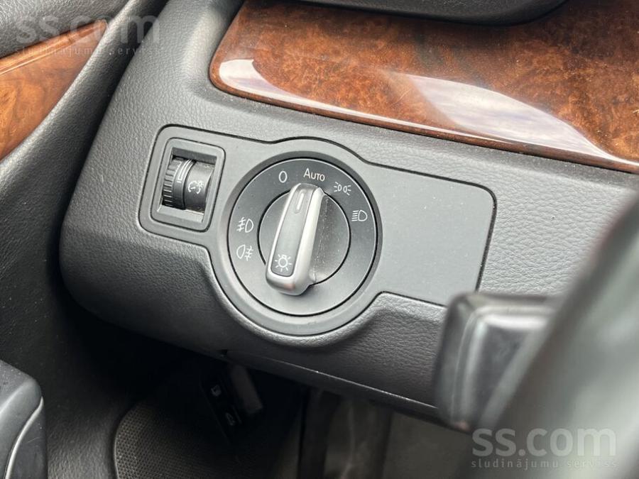 Zils Volkswagen CC / Passat CC 2011 Rīga, ar dzinēja tilpumu 2.00 L un nobraukumu 285 tūkst. km par 2990 €, foto 10 vietnē AUTOMOTO.COM.LV