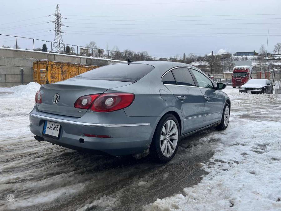 Blue Volkswagen CC / Passat CC 2012 in Kaunas, with an engine capacity of 2.00 L and mileage of 253 thousand km for 3800 €, photo 4 on AUTOMOTO.COM.LV