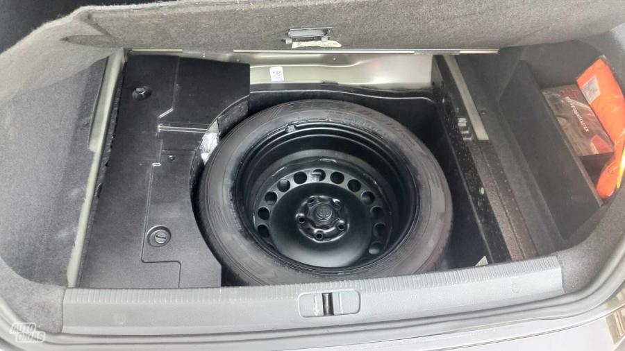 Brūns Volkswagen CC / Passat CC 2009 Kauņa, ar dzinēja tilpumu 2.00 L un nobraukumu 237 tūkst. km par 6150 €, foto 29 vietnē AUTOMOTO.COM.LV