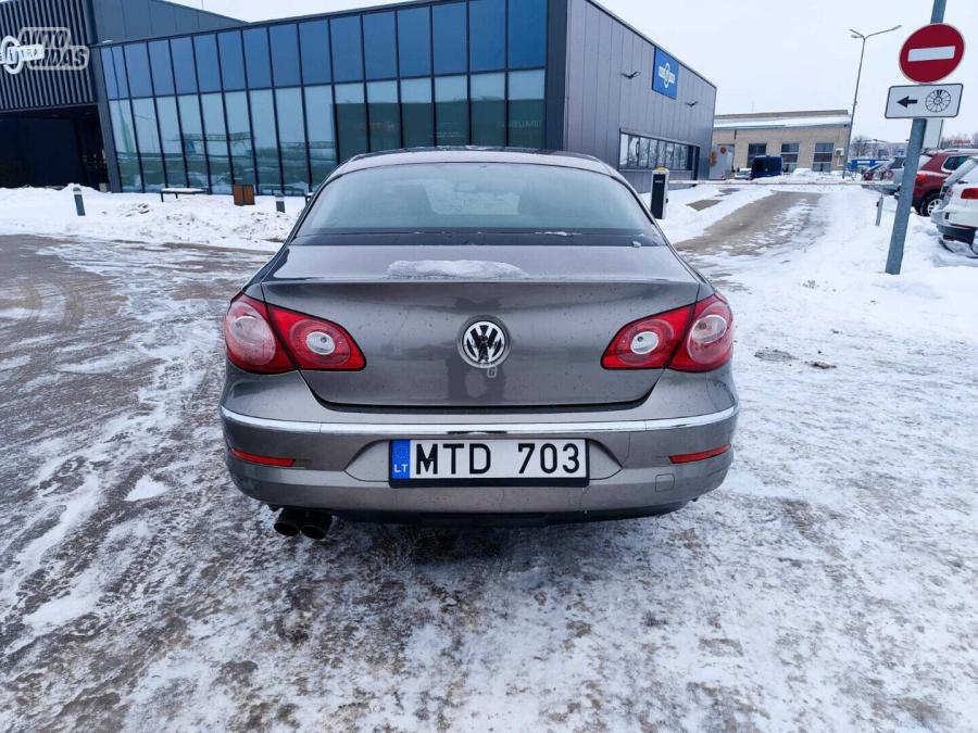 Brown Volkswagen CC / Passat CC 2010 in Siauliai, with an engine capacity of 2.00 L and mileage of 302 thousand km for 4200 €, photo 6 on AUTOMOTO.COM.LV