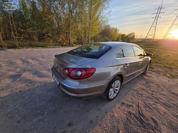 Коричневый Фольксваген CC / Passat CC 2010 в Вильнюс, объемом двигателя 2.00 л и пробегом 323 тыс. км за 2200 €, фото 1 на AUTOMOTO.COM.LV