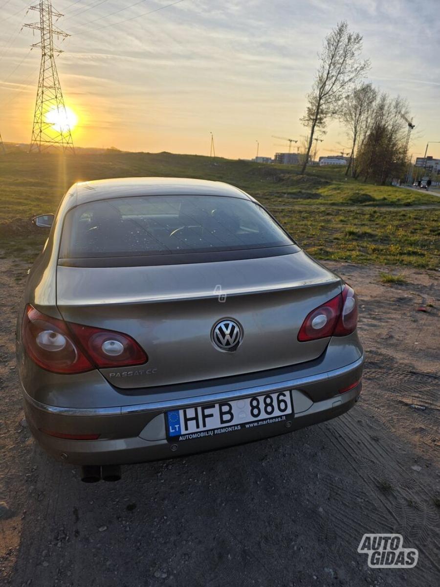 Brown Volkswagen CC / Passat CC 2010 in Vilnius, with an engine capacity of 2.00 L and mileage of 323 thousand km for 2200 €, photo 3 on AUTOMOTO.COM.LV