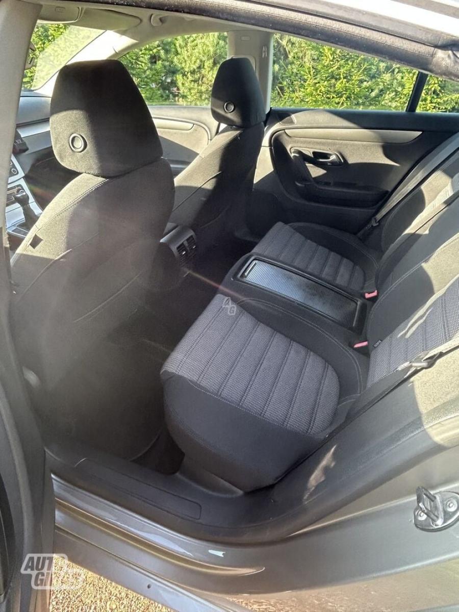 Brūns Volkswagen CC / Passat CC 2010 Panevēža, ar dzinēja tilpumu 1.80 L un nobraukumu 318 tūkst. km par 3650 €, foto 10 vietnē AUTOMOTO.COM.LV