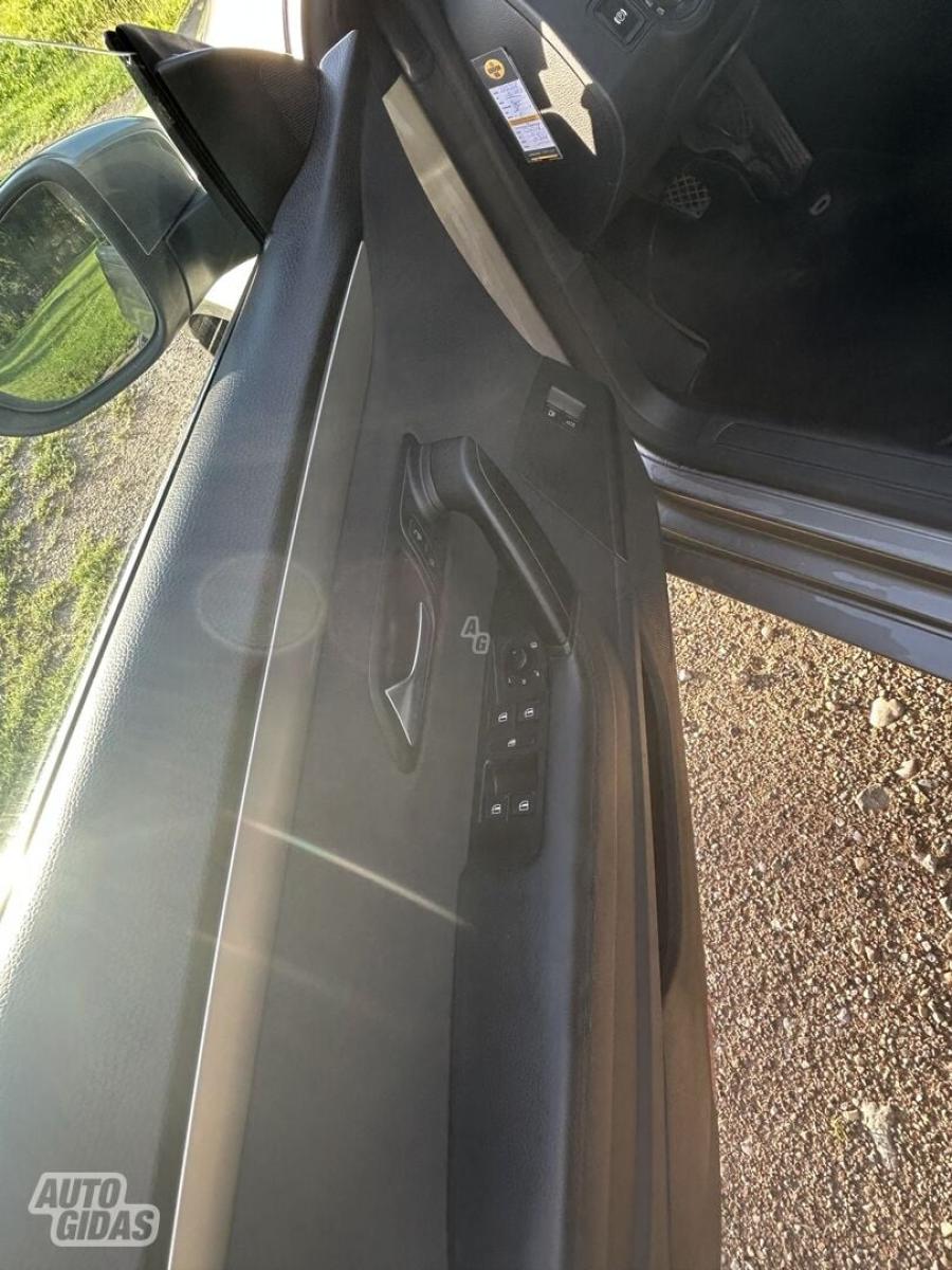 Brūns Volkswagen CC / Passat CC 2010 Panevēža, ar dzinēja tilpumu 1.80 L un nobraukumu 318 tūkst. km par 3650 €, foto 14 vietnē AUTOMOTO.COM.LV