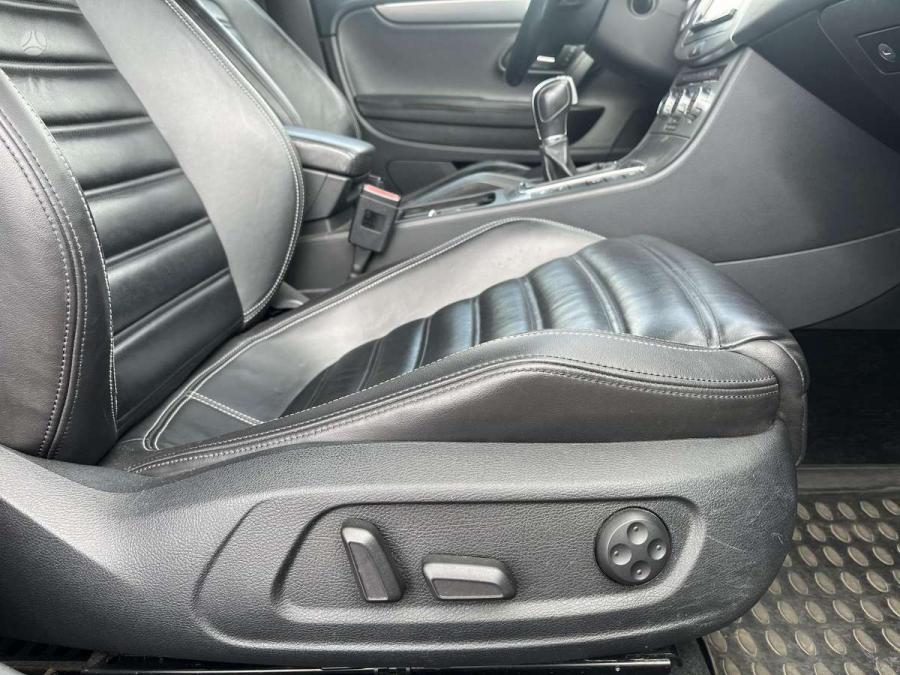 Brūns Volkswagen CC / Passat CC 2012 Klaipėda, ar dzinēja tilpumu 1.97 L un nobraukumu 190 tūkst. km par 8500 €, foto 19 vietnē AUTOMOTO.COM.LV