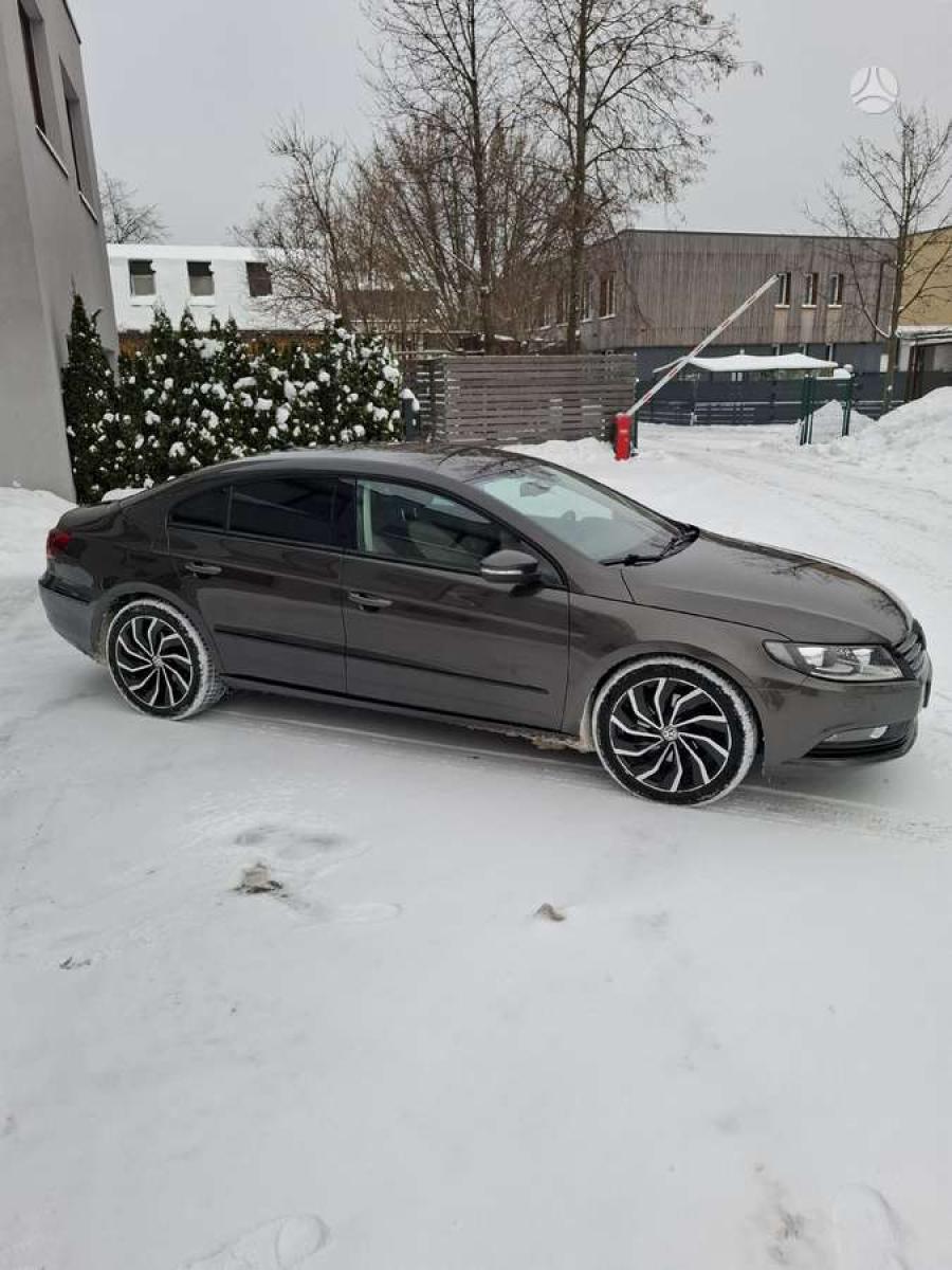 Brown Volkswagen CC / Passat CC 2014 in Palanga, with an engine capacity of 1.97 L and mileage of 219 thousand km for 9700 €, photo 5 on AUTOMOTO.COM.LV