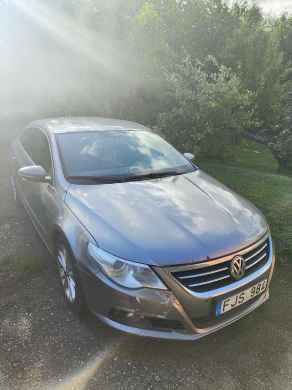 Brown Volkswagen CC / Passat CC 2008 in Moletai, with an engine capacity of 1.97 L and mileage of 400 thousand km for 1800 €, photo 1 on AUTOMOTO.COM.LV