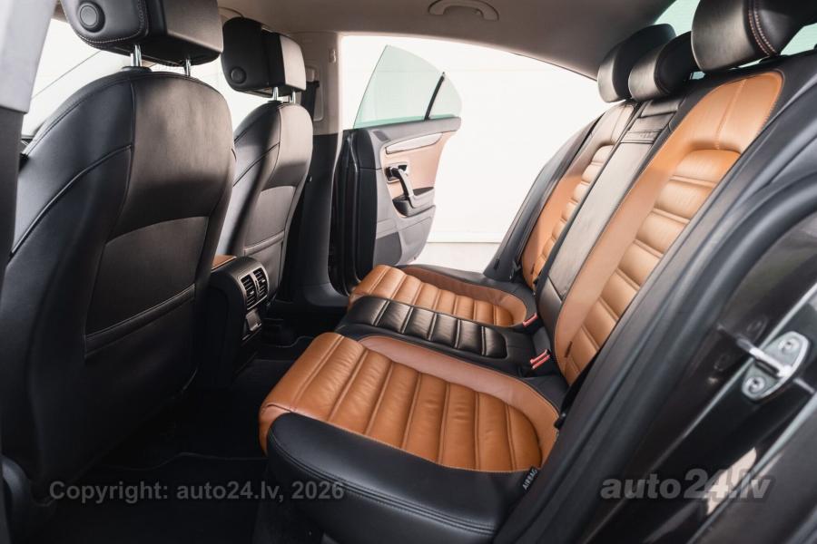 Brūns Volkswagen CC / Passat CC 2012 Tallina, ar dzinēja tilpumu 1.80 L un nobraukumu 239 tūkst. km par 7499 €, foto 15 vietnē AUTOMOTO.COM.LV