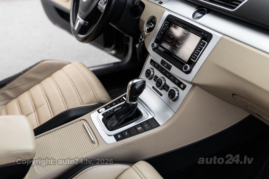Brown Volkswagen CC / Passat CC 2012 in Tallinn, with an engine capacity of 2.00 L and mileage of 273 thousand km for 7999 €, photo 12 on AUTOMOTO.COM.LV