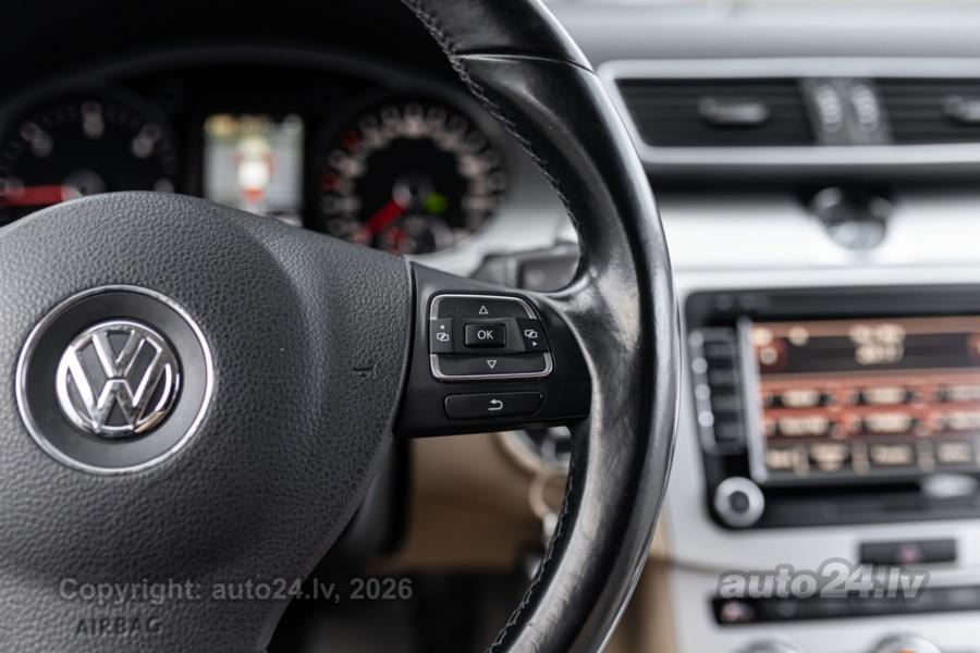 Brown Volkswagen CC / Passat CC 2012 in Tallinn, with an engine capacity of 2.00 L and mileage of 273 thousand km for 7999 €, photo 20 on AUTOMOTO.COM.LV