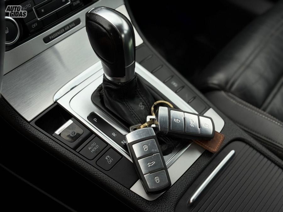 Volkswagen CC / Passat CC 2011 Kauņa, ar dzinēja tilpumu 1.80 L un nobraukumu 269 tūkst. km par 5500 €, foto 19 vietnē AUTOMOTO.COM.LV