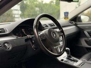Volkswagen CC / Passat CC 2011 in Kaunas, with an engine capacity of 1.80 L and mileage of 269 thousand km for 5000 €, photo 7 on AUTOMOTO.COM.LV
