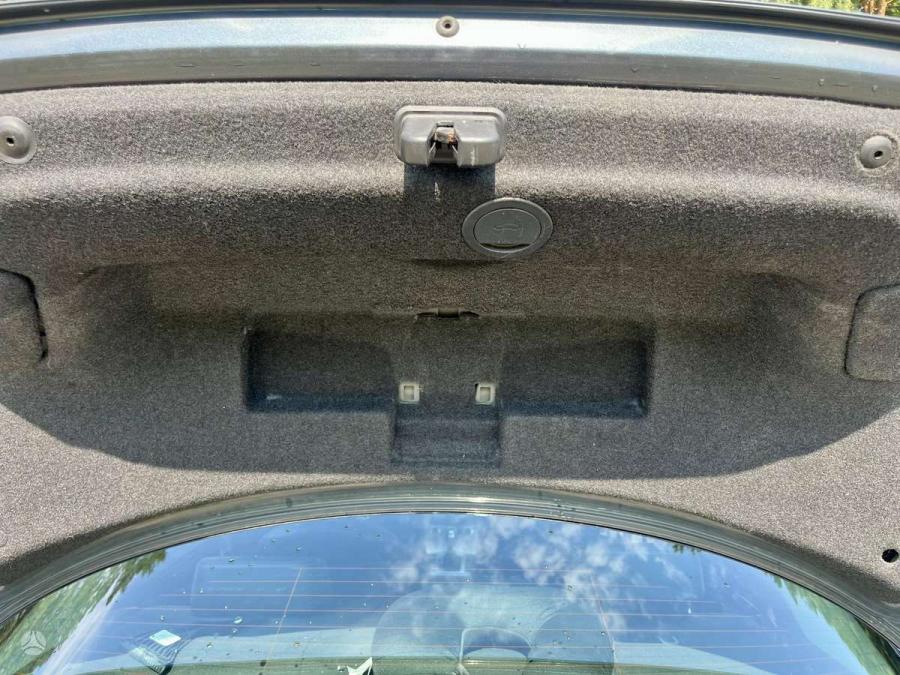 Volkswagen CC / Passat CC 2012 in Elektrenai, with an engine capacity of 1.97 L and mileage of 281 thousand km for 5500 €, photo 17 on AUTOMOTO.COM.LV