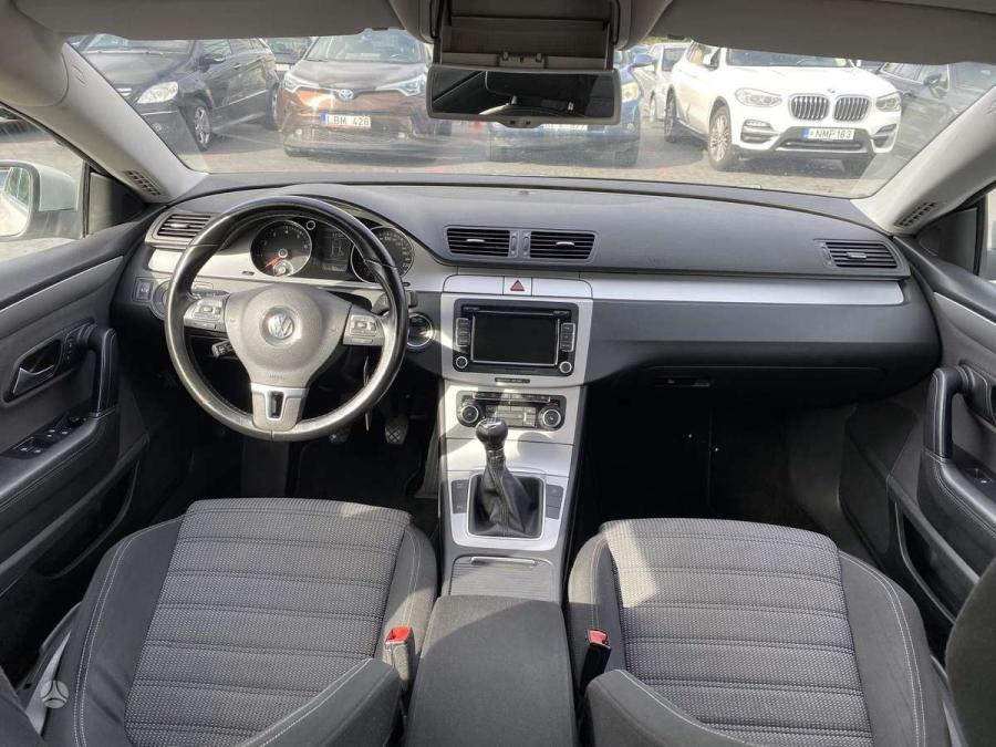 Grey Volkswagen CC / Passat CC 2008 in Vilnius, with an engine capacity of 1.80 L and mileage of 215 thousand km for 3700 €, photo 10 on AUTOMOTO.COM.LV
