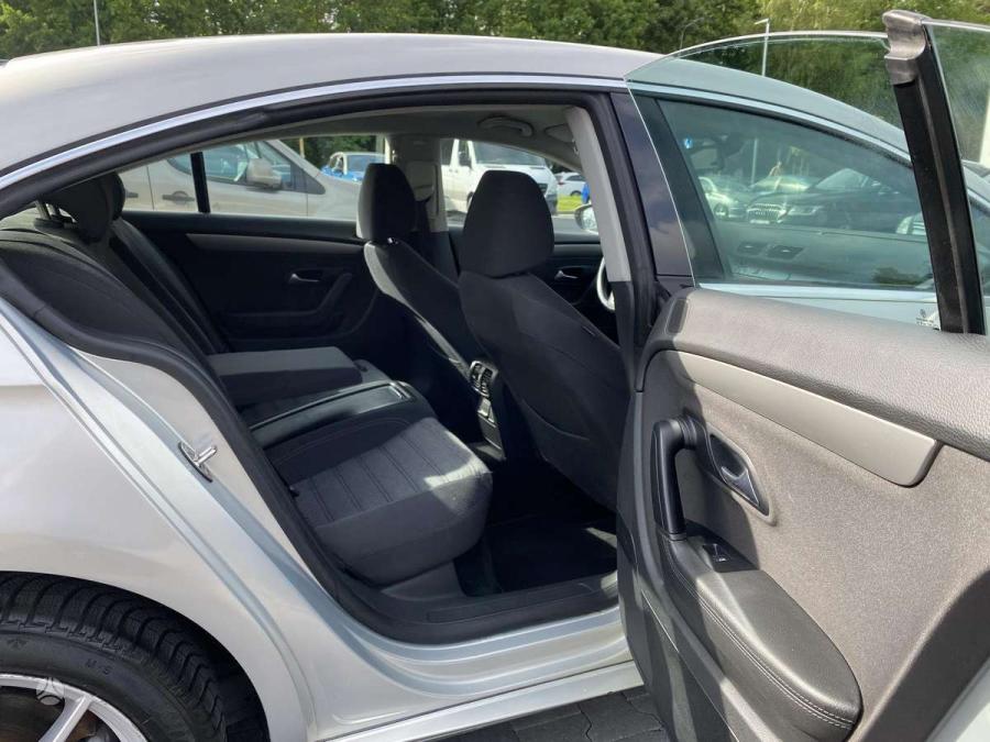 Grey Volkswagen CC / Passat CC 2008 in Vilnius, with an engine capacity of 1.80 L and mileage of 215 thousand km for 3700 €, photo 13 on AUTOMOTO.COM.LV