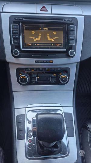 Grey Volkswagen CC / Passat CC 2009 in Klaipeda, with an engine capacity of 1.98 L and mileage of 204 thousand km for 1999 €, photo 15 on AUTOMOTO.COM.LV