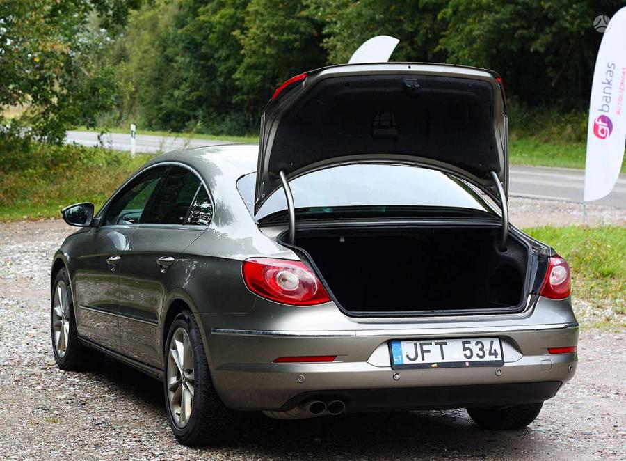 Серый Фольксваген CC / Passat CC 2009 в Кретинга, объемом двигателя 1.97 л и пробегом 300 тыс. км за 2800 €, фото 11 на AUTOMOTO.COM.LV