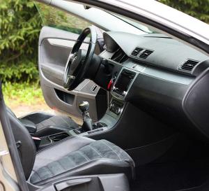 Серый Фольксваген CC / Passat CC 2009 в Кретинга, объемом двигателя 1.97 л и пробегом 300 тыс. км за 2800 €, фото 15 на AUTOMOTO.COM.LV