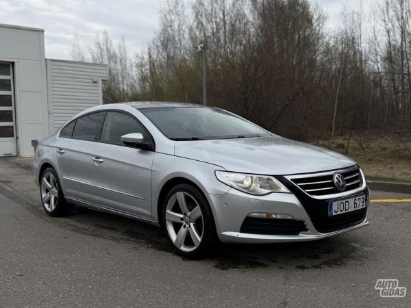 Серый Фольксваген CC / Passat CC 2010 в Шяуляй, объемом двигателя 1.80 л и пробегом 227 тыс. км за 1999 €, фото 1 на AUTOMOTO.COM.LV
