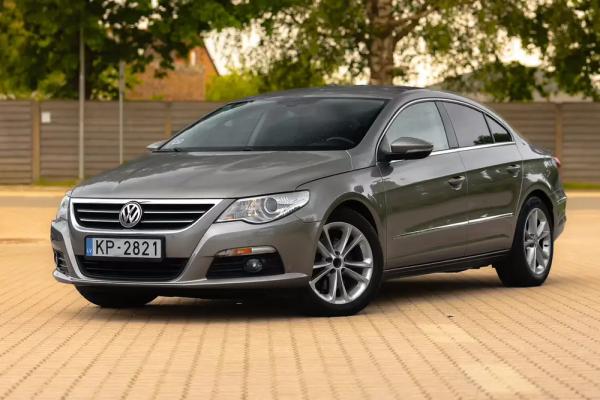 Серый Фольксваген CC / Passat CC 2010 в Елгава, объемом двигателя 2.00 л и пробегом 291 тыс. км за 6300 €, фото 1 на AUTOMOTO.COM.LV
