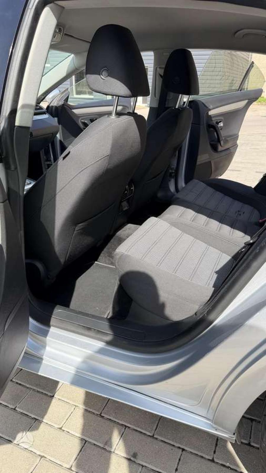 Pelēks Volkswagen CC / Passat CC 2011 Kauņa, ar dzinēja tilpumu 1.97 L un nobraukumu 281 tūkst. km par 4700 €, foto 13 vietnē AUTOMOTO.COM.LV