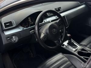 Grey Volkswagen CC / Passat CC 2013 in Vilnius, with an engine capacity of 2.00 L and mileage of 266 thousand km for 5600 €, photo 12 on AUTOMOTO.COM.LV