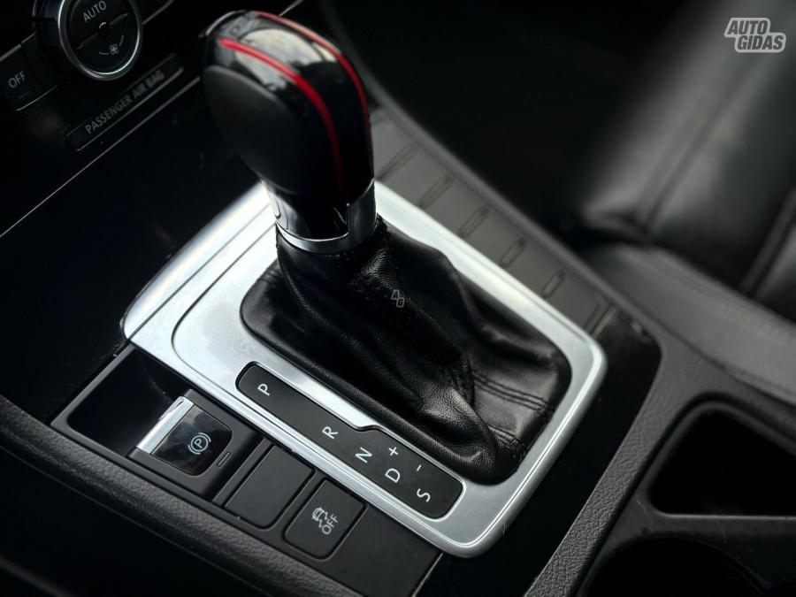 Grey Volkswagen CC / Passat CC 2013 in Vilnius, with an engine capacity of 2.00 L and mileage of 266 thousand km for 5600 €, photo 13 on AUTOMOTO.COM.LV