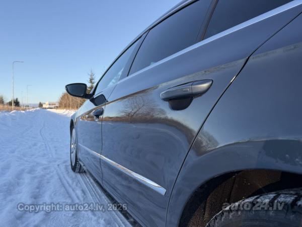 Grey Volkswagen CC / Passat CC 2008 in Tallinn, with an engine capacity of 2.00 L and mileage of 347 thousand km for 4450 €, photo 8 on AUTOMOTO.COM.LV