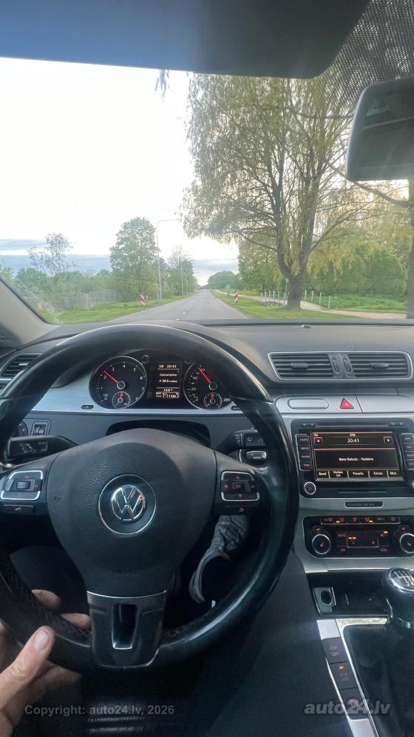 Grey Volkswagen CC / Passat CC 2009 in Rakvere, with an engine capacity of 1.80 L and mileage of 355 thousand km for 2800 €, photo 3 on AUTOMOTO.COM.LV