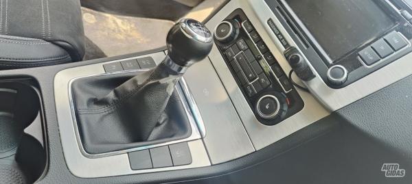 Pelēks Volkswagen CC / Passat CC 2009 Viļņa, ar dzinēja tilpumu 2.00 L un nobraukumu 241 tūkst. km par 2600 €, foto 2 vietnē AUTOMOTO.COM.LV