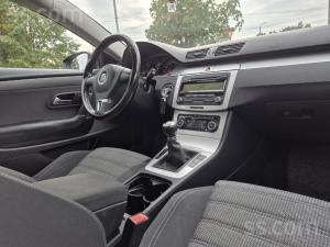 Pelēks Volkswagen CC / Passat CC 2009 Rīga, ar dzinēja tilpumu 2.00 L un nobraukumu 290 tūkst. km par 3900 €, foto 13 vietnē AUTOMOTO.COM.LV