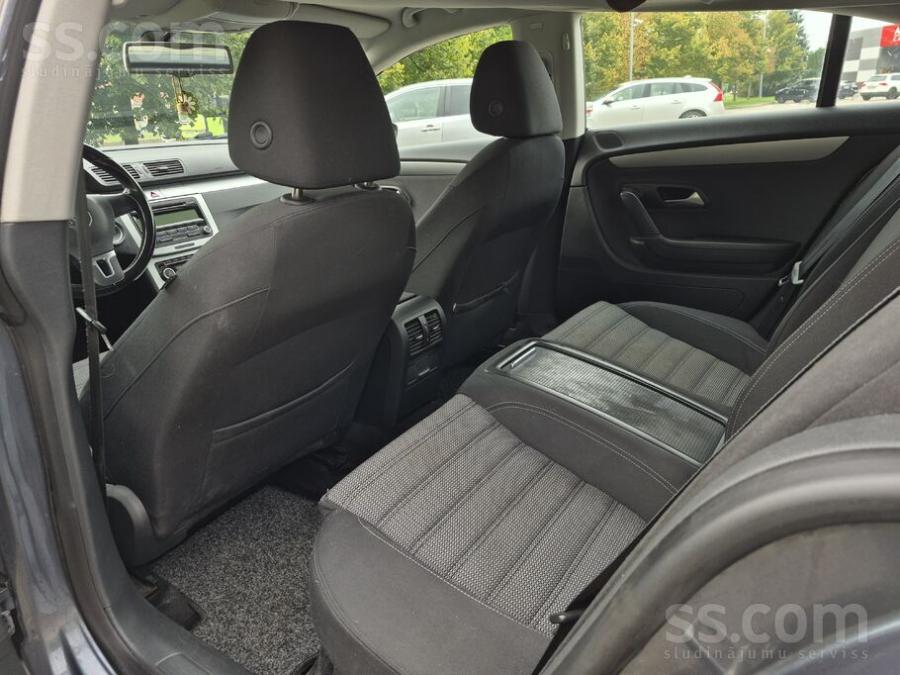 Pelēks Volkswagen CC / Passat CC 2009 Rīga, ar dzinēja tilpumu 2.00 L un nobraukumu 290 tūkst. km par 3900 €, foto 19 vietnē AUTOMOTO.COM.LV