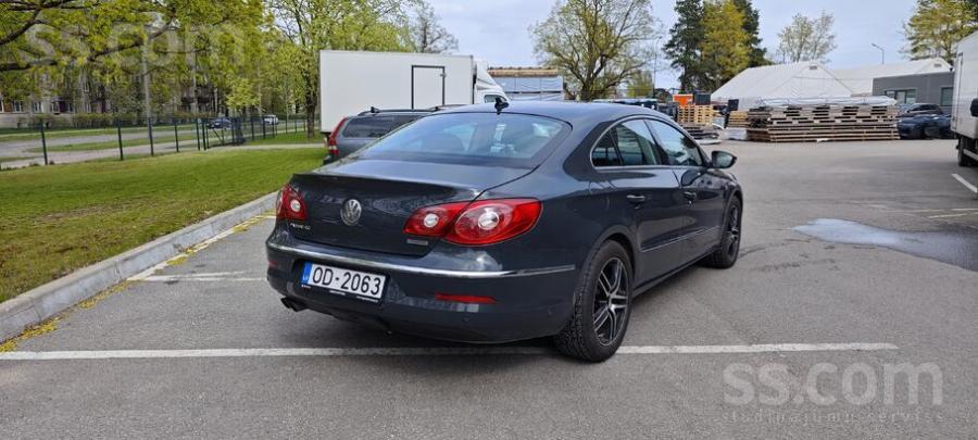 Pelēks Volkswagen CC / Passat CC 2011 Rīga, ar dzinēja tilpumu 2.00 L un nobraukumu 323 tūkst. km par 6500 €, foto 4 vietnē AUTOMOTO.COM.LV