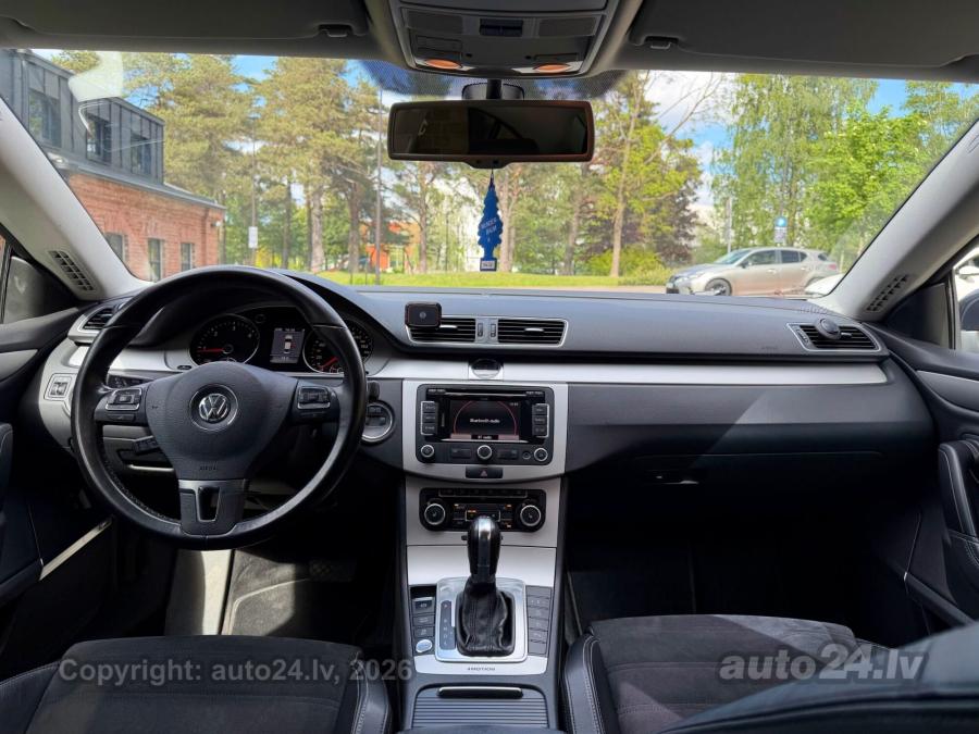 Grey Volkswagen CC / Passat CC 2011 in Tallinn, with an engine capacity of 2.00 L and mileage of 237 thousand km for 6999 €, photo 11 on AUTOMOTO.COM.LV