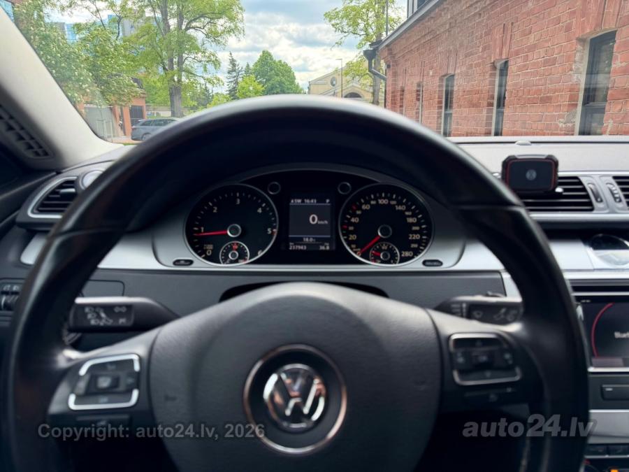 Grey Volkswagen CC / Passat CC 2011 in Tallinn, with an engine capacity of 2.00 L and mileage of 237 thousand km for 6999 €, photo 12 on AUTOMOTO.COM.LV