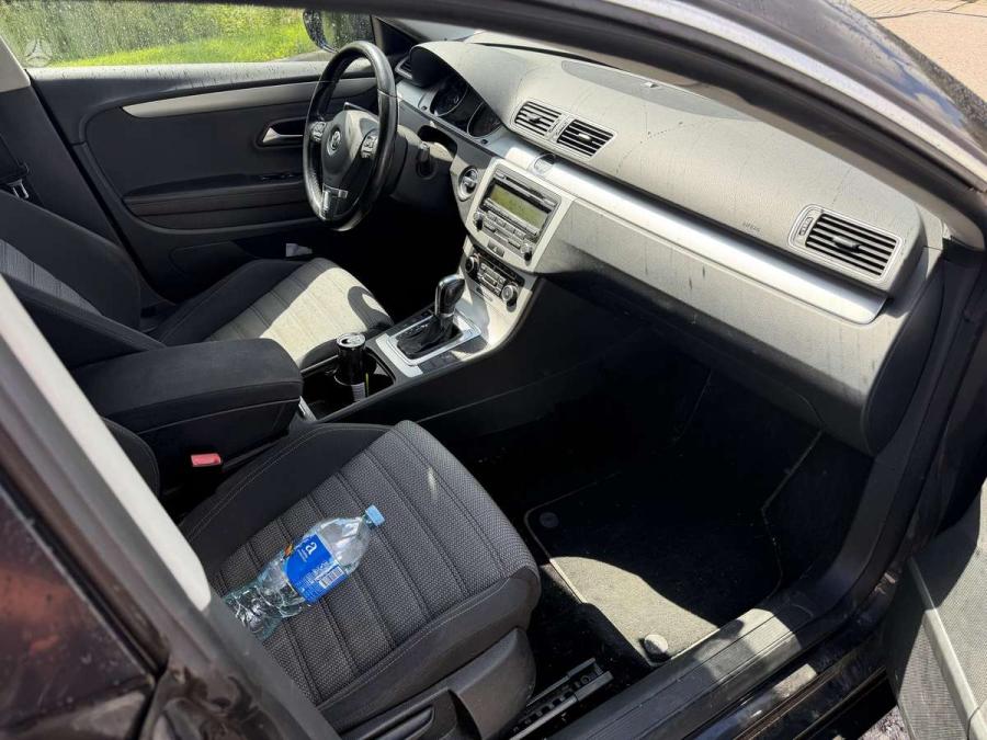 Pelēks Volkswagen CC / Passat CC 2011 Šauļi, ar dzinēja tilpumu 1.80 L un nobraukumu 317 tūkst. km par 2600 €, foto 12 vietnē AUTOMOTO.COM.LV