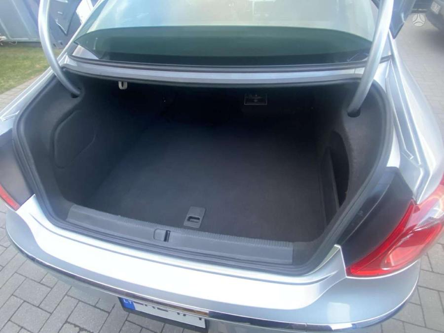 Grey Volkswagen CC / Passat CC 2012 in Klaipeda, with an engine capacity of 2.00 L and mileage of 113 thousand km for 4750 €, photo 5 on AUTOMOTO.COM.LV