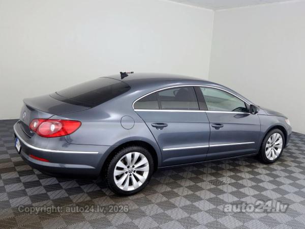 Grey Volkswagen CC / Passat CC 2012 in Tallinn, with an engine capacity of 2.00 L and mileage of 214 thousand km for 3799 €, photo 3 on AUTOMOTO.COM.LV