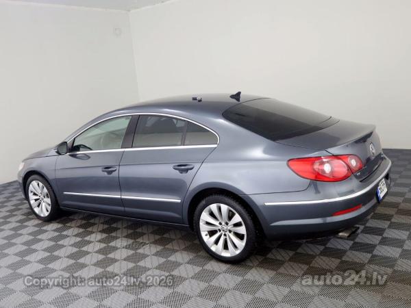 Grey Volkswagen CC / Passat CC 2012 in Tallinn, with an engine capacity of 2.00 L and mileage of 214 thousand km for 3799 €, photo 4 on AUTOMOTO.COM.LV