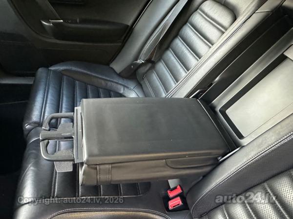 Grey Volkswagen CC / Passat CC 2013 in Tallinn, with an engine capacity of 2.00 L and mileage of 327 thousand km for 5990 €, photo 10 on AUTOMOTO.COM.LV
