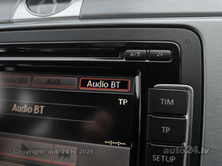 Grey Volkswagen CC / Passat CC 2013 in Tallinn, with an engine capacity of 2.00 L and mileage of 327 thousand km for 5990 €, photo 14 on AUTOMOTO.COM.LV