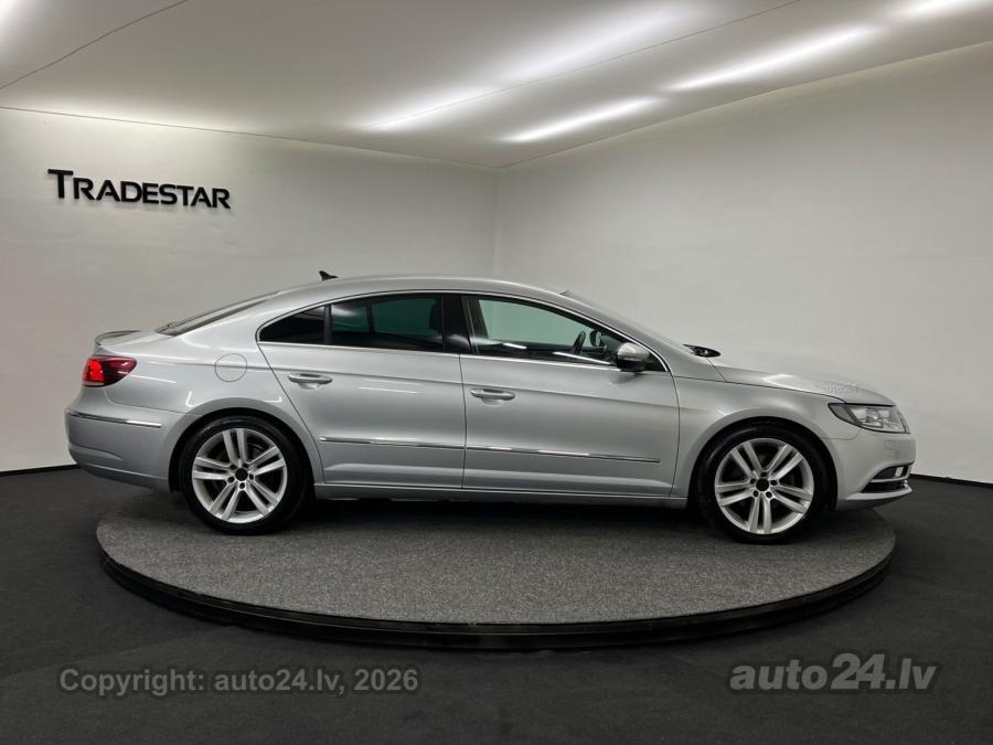 Pelēks Volkswagen CC / Passat CC 2013 Pērnava, ar dzinēja tilpumu 2.00 L un nobraukumu 266 tūkst. km par 7490 €, foto 5 vietnē AUTOMOTO.COM.LV
