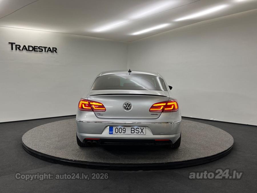 Pelēks Volkswagen CC / Passat CC 2013 Pērnava, ar dzinēja tilpumu 2.00 L un nobraukumu 266 tūkst. km par 7490 €, foto 7 vietnē AUTOMOTO.COM.LV