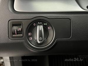 Pelēks Volkswagen CC / Passat CC 2013 Pērnava, ar dzinēja tilpumu 2.00 L un nobraukumu 266 tūkst. km par 7490 €, foto 13 vietnē AUTOMOTO.COM.LV