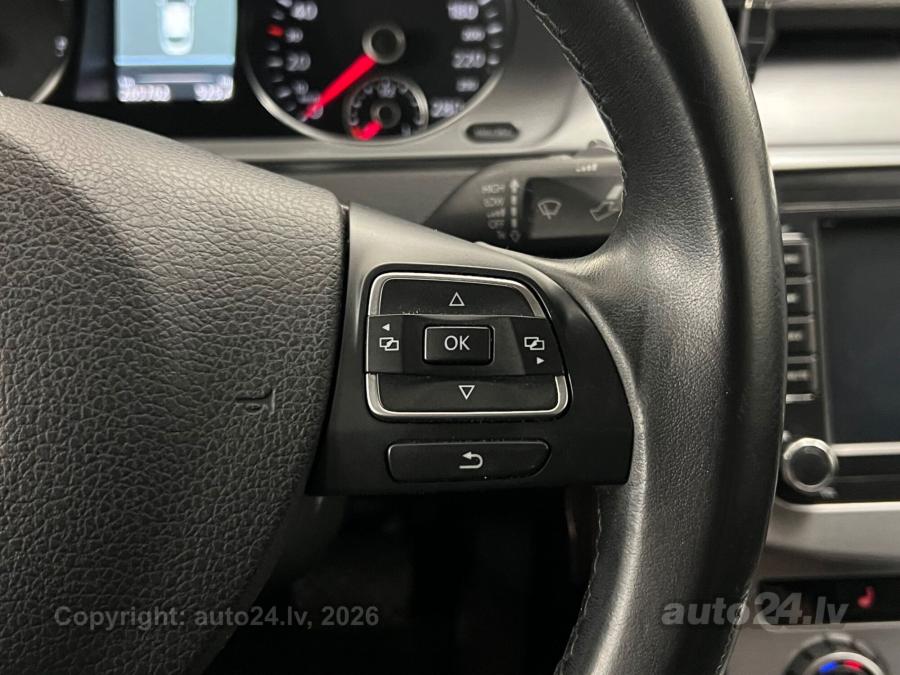 Pelēks Volkswagen CC / Passat CC 2013 Pērnava, ar dzinēja tilpumu 2.00 L un nobraukumu 266 tūkst. km par 7490 €, foto 17 vietnē AUTOMOTO.COM.LV