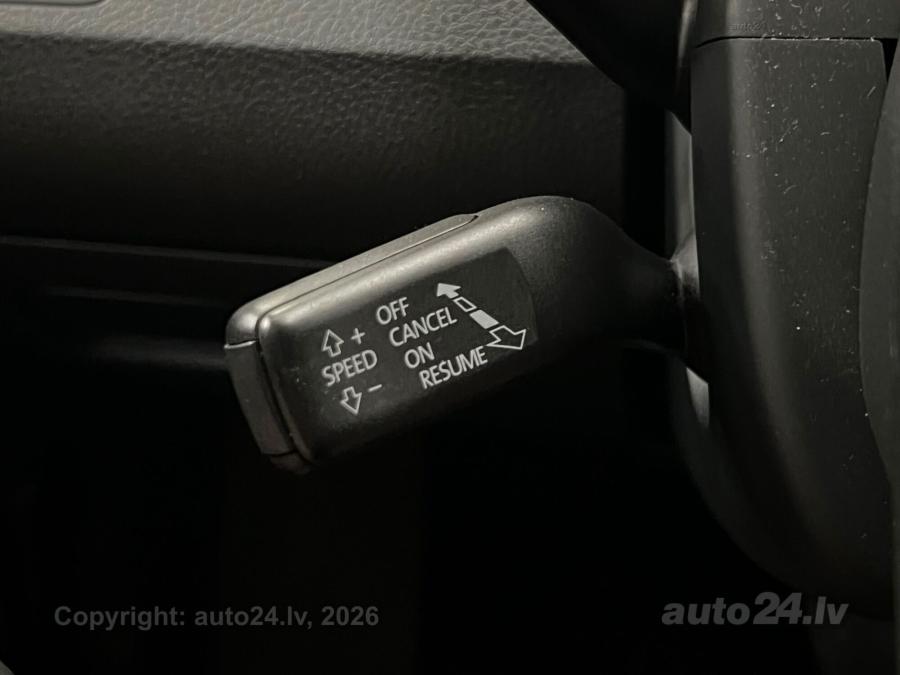 Pelēks Volkswagen CC / Passat CC 2013 Pērnava, ar dzinēja tilpumu 2.00 L un nobraukumu 266 tūkst. km par 7490 €, foto 19 vietnē AUTOMOTO.COM.LV
