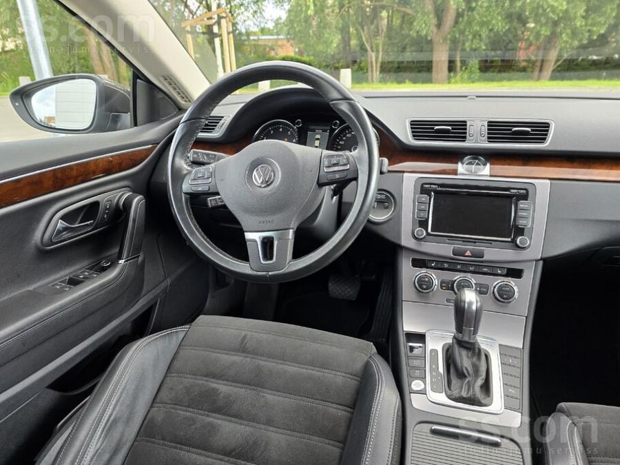 Pelēks Volkswagen CC / Passat CC 2013 Rīga, ar dzinēja tilpumu 2.00 L un nobraukumu 55 tūkst. km par 12300 €, foto 8 vietnē AUTOMOTO.COM.LV