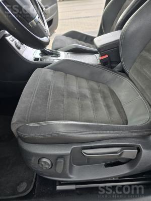 Pelēks Volkswagen CC / Passat CC 2013 Rīga, ar dzinēja tilpumu 2.00 L un nobraukumu 55 tūkst. km par 12300 €, foto 10 vietnē AUTOMOTO.COM.LV